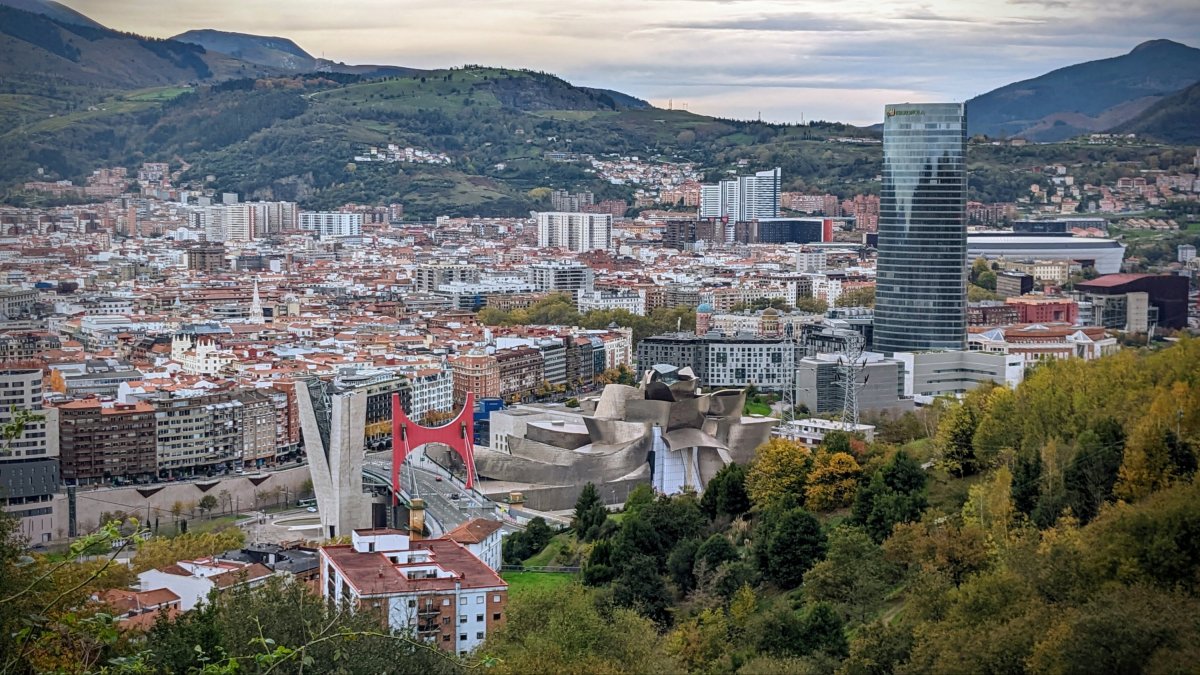 Sin merecerlo. – Mi objetivo es luminoso
